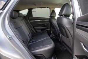 Pelēks Hyundai Tucson 2024 Marijampole, ar dzinēja tilpumu 1.60 L un nobraukumu 36 tūkst. km par 31450 €, foto 43 vietnē AUTOMOTO.COM.LV