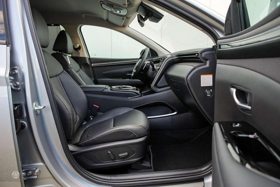 Pelēks Hyundai Tucson 2024 Marijampole, ar dzinēja tilpumu 1.60 L un nobraukumu 36 tūkst. km par 31450 €, foto 46 vietnē AUTOMOTO.COM.LV
