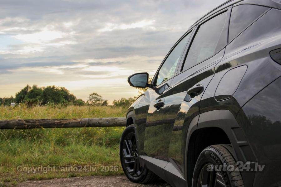 Pelēks Hyundai Tucson 2024 Tallina, ar dzinēja tilpumu 1.60 L un nobraukumu 36 tūkst. km par 41990 €, foto 8 vietnē AUTOMOTO.COM.LV