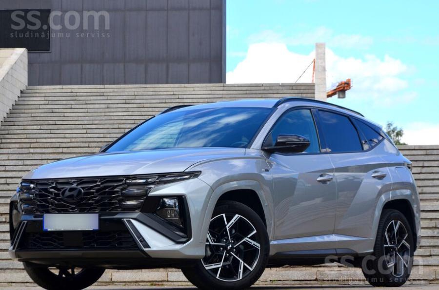 Pelēks Hyundai Tucson 2024 Rīga, ar dzinēja tilpumu 1.60 L un nobraukumu 35 tūkst. km par 31000 €, foto 24 vietnē AUTOMOTO.COM.LV