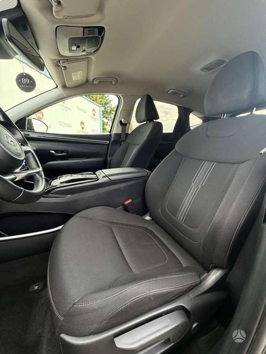 Pelēks Hyundai Tucson 2024 Tauragė, ar dzinēja tilpumu 1.60 L un nobraukumu 88 tūkst. km par 19200 €, foto 25 vietnē AUTOMOTO.COM.LV