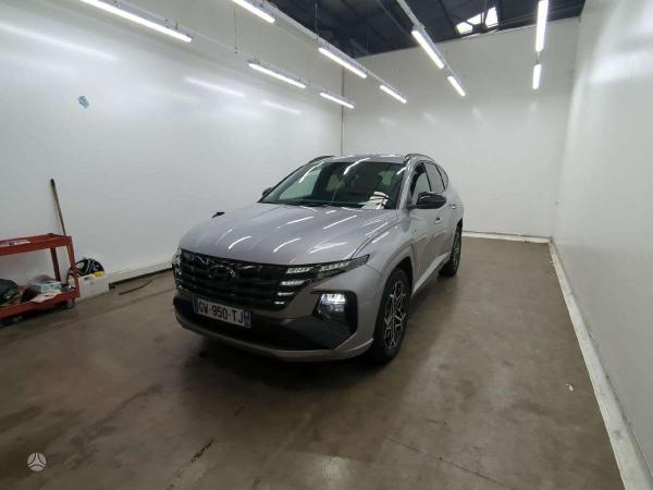 Pelēks Hyundai Tucson 2024 Viļņa, ar dzinēja tilpumu 1.60 L un nobraukumu 110 tūkst. km par 25990 €, foto 1 vietnē AUTOMOTO.COM.LV