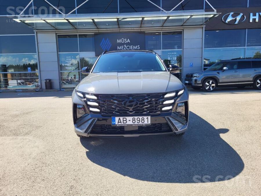 Grey Hyundai Tucson 2026 in Riga, with an engine capacity of 1.60 L and mileage of 3 thousand km for 39999 €, photo 3 on AUTOMOTO.COM.LV