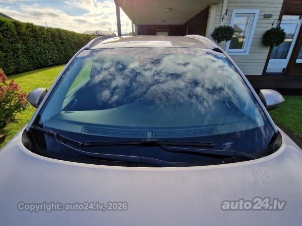 Grey Hyundai Tucson 2017 in Tallinn, with an engine capacity of 1.60 L and mileage of 73 thousand km for 14500 €, photo 3 on AUTOMOTO.COM.LV