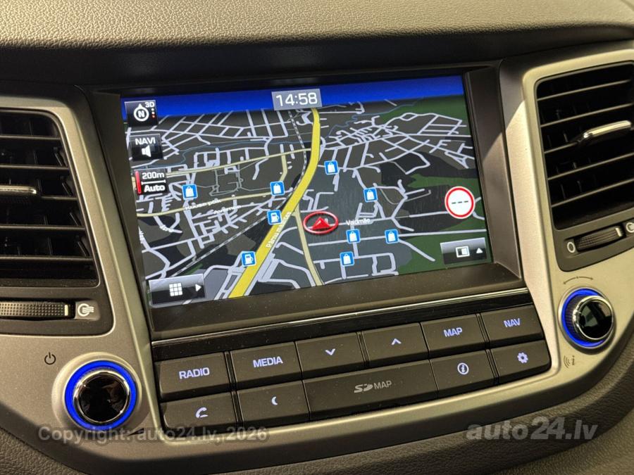 Grey Hyundai Tucson 2017 in Tallinn, with an engine capacity of 1.60 L and mileage of 76 thousand km for 14900 €, photo 16 on AUTOMOTO.COM.LV