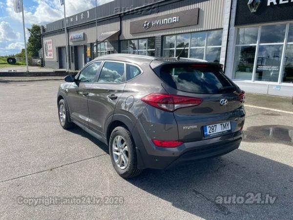 Pelēks Hyundai Tucson 2017 Narva, ar dzinēja tilpumu 1.60 L un nobraukumu 127 tūkst. km par 9560 €, foto 5 vietnē AUTOMOTO.COM.LV