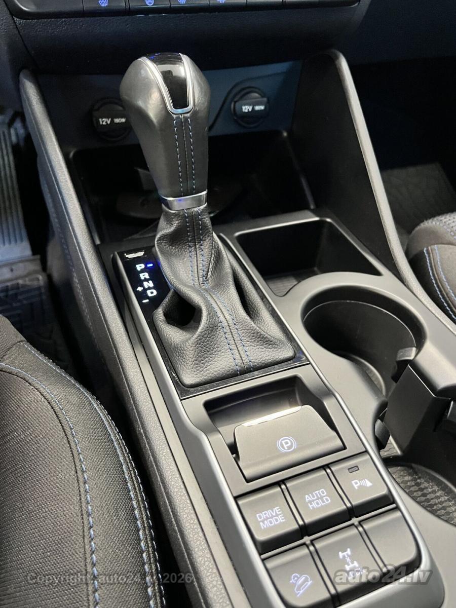 Grey Hyundai Tucson 2018 in Tallinn, with an engine capacity of 1.60 L and mileage of 97 thousand km for 12900 €, photo 22 on AUTOMOTO.COM.LV