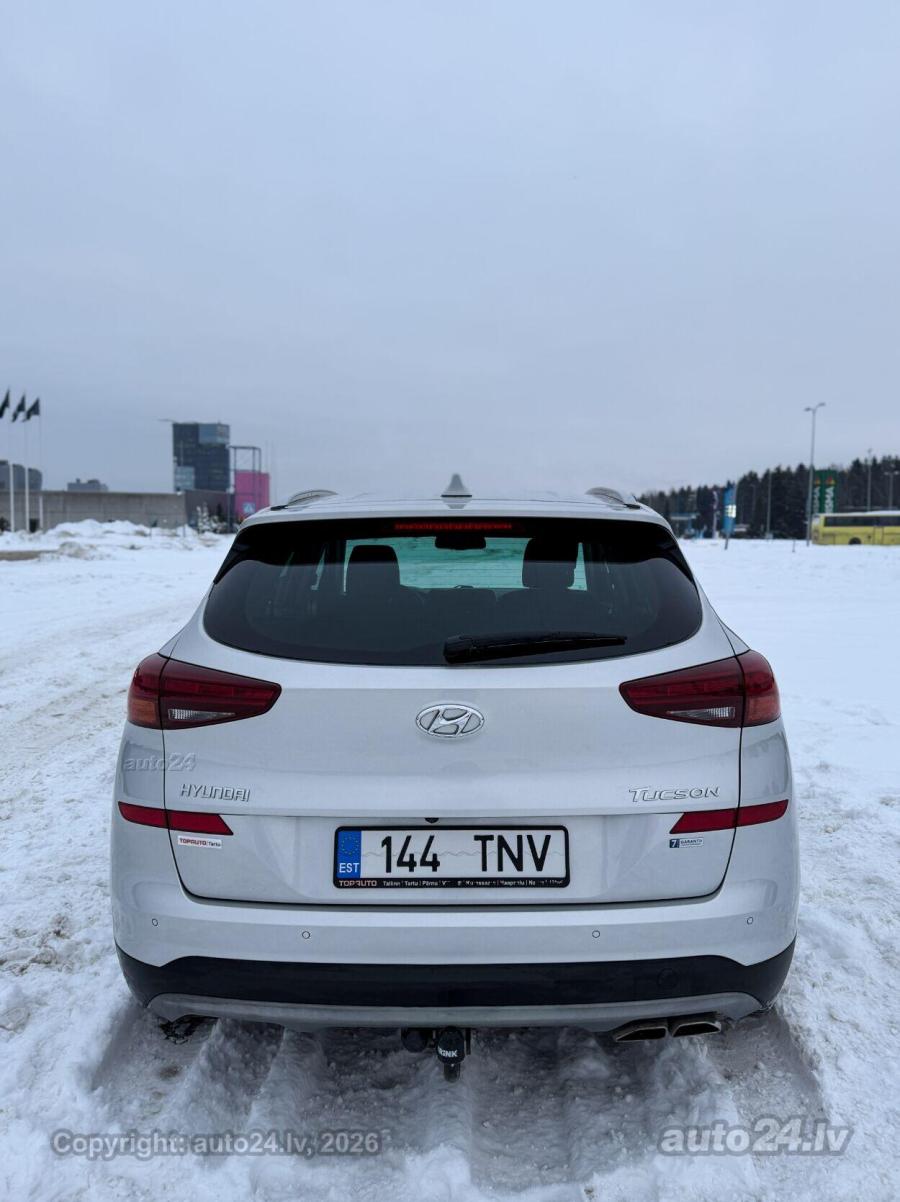 Grey Hyundai Tucson 2019 in Tallinn, with an engine capacity of 1.60 L and mileage of 106 thousand km for 15900 €, photo 6 on AUTOMOTO.COM.LV