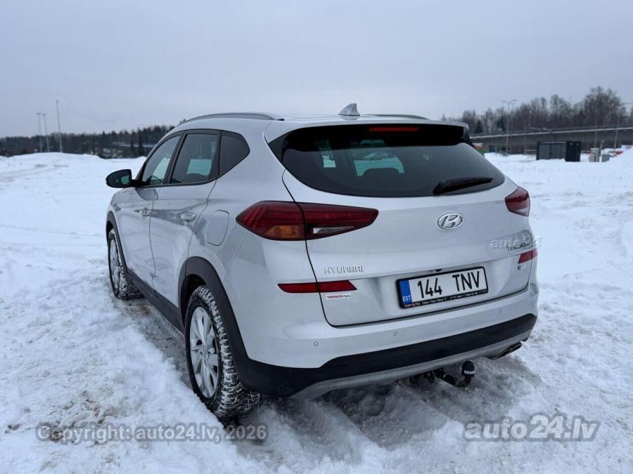 Grey Hyundai Tucson 2019 in Tallinn, with an engine capacity of 1.60 L and mileage of 106 thousand km for 15900 €, photo 7 on AUTOMOTO.COM.LV