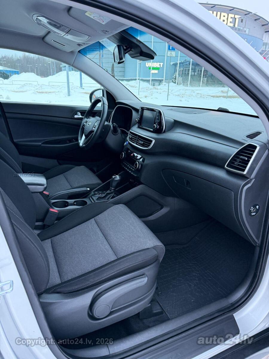 Grey Hyundai Tucson 2019 in Tallinn, with an engine capacity of 1.60 L and mileage of 106 thousand km for 15900 €, photo 14 on AUTOMOTO.COM.LV