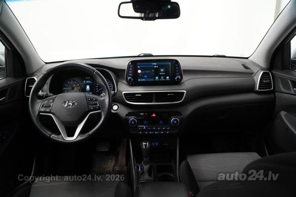 Grey Hyundai Tucson 2019 in Tallinn, with an engine capacity of 1.60 L and mileage of 81 thousand km for 16000 €, photo 8 on AUTOMOTO.COM.LV
