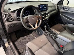 Grey Hyundai Tucson 2019 in Tallinn, with an engine capacity of 1.60 L and mileage of 101 thousand km for 14900 €, photo 12 on AUTOMOTO.COM.LV