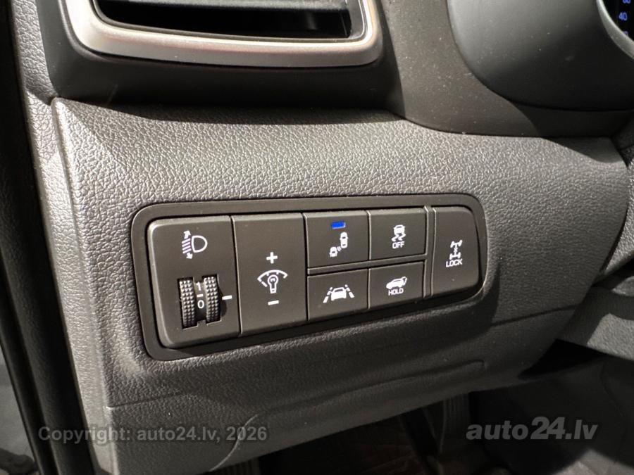 Grey Hyundai Tucson 2019 in Tallinn, with an engine capacity of 1.60 L and mileage of 101 thousand km for 14900 €, photo 16 on AUTOMOTO.COM.LV