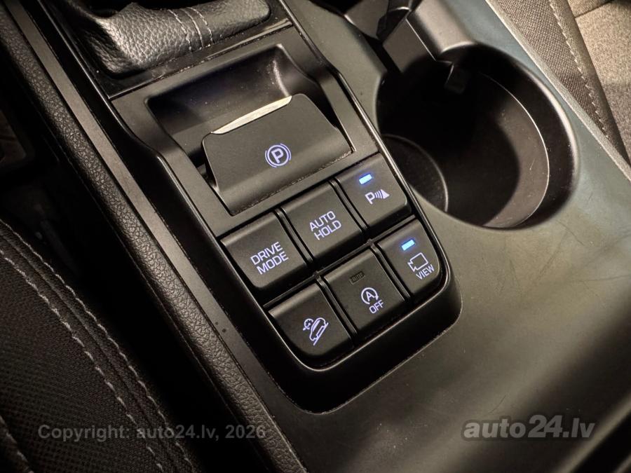 Grey Hyundai Tucson 2019 in Tallinn, with an engine capacity of 1.60 L and mileage of 101 thousand km for 14900 €, photo 18 on AUTOMOTO.COM.LV
