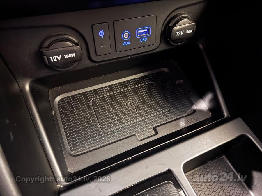 Grey Hyundai Tucson 2019 in Tallinn, with an engine capacity of 1.60 L and mileage of 101 thousand km for 14900 €, photo 19 on AUTOMOTO.COM.LV