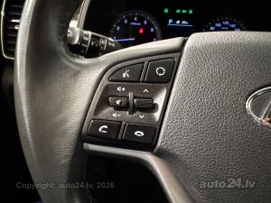 Grey Hyundai Tucson 2019 in Tallinn, with an engine capacity of 1.60 L and mileage of 101 thousand km for 14900 €, photo 21 on AUTOMOTO.COM.LV