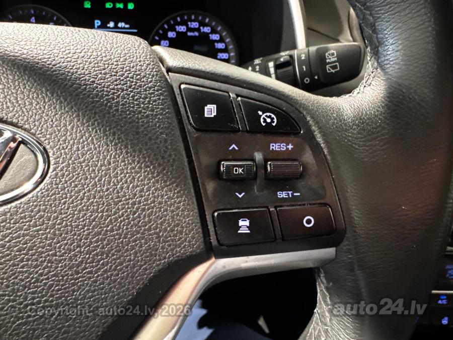 Grey Hyundai Tucson 2019 in Tallinn, with an engine capacity of 1.60 L and mileage of 101 thousand km for 14900 €, photo 22 on AUTOMOTO.COM.LV