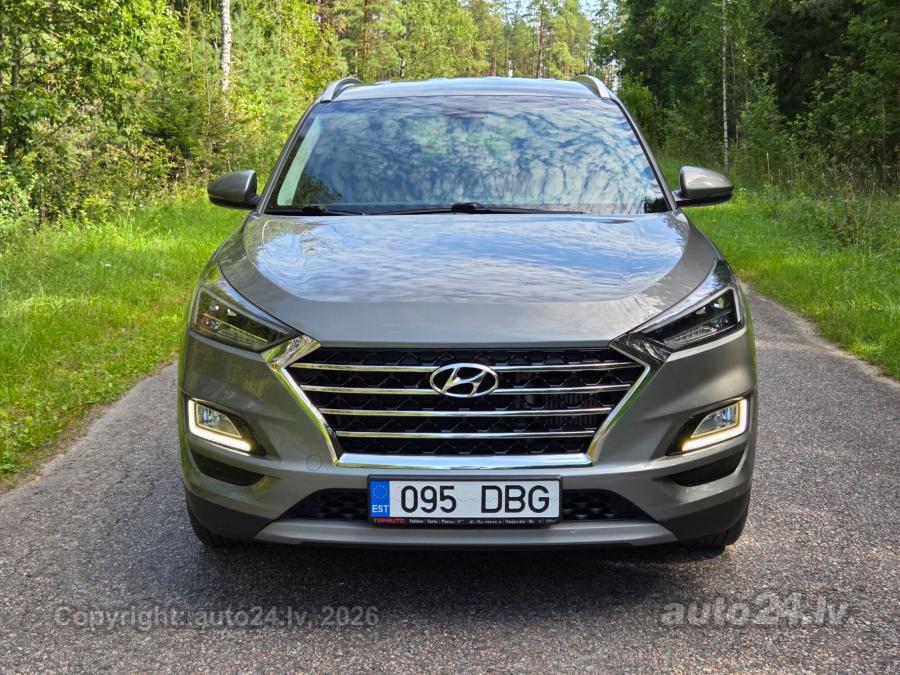 Pelēks Hyundai Tucson 2019 Tallina, ar dzinēja tilpumu 1.60 L un nobraukumu 116 tūkst. km par 16500 €, foto 4 vietnē AUTOMOTO.COM.LV