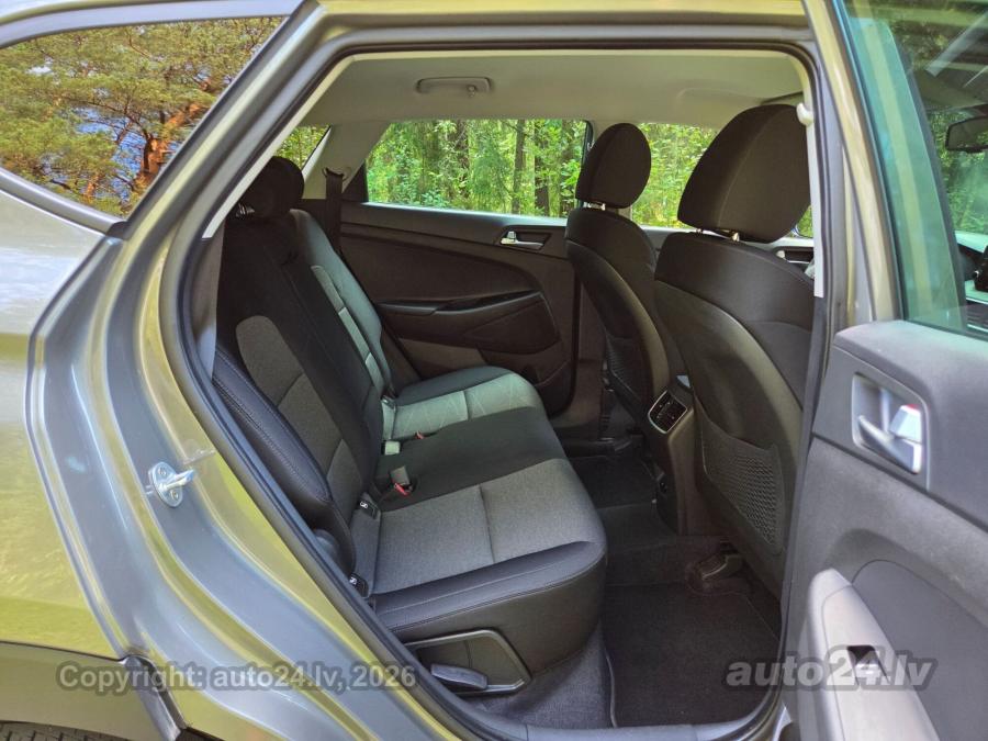Pelēks Hyundai Tucson 2019 Tallina, ar dzinēja tilpumu 1.60 L un nobraukumu 116 tūkst. km par 16500 €, foto 13 vietnē AUTOMOTO.COM.LV