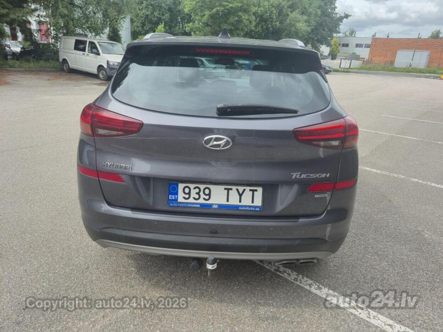 Pelēks Hyundai Tucson 2020 Pērnava, ar dzinēja tilpumu 1.60 L un nobraukumu 164 tūkst. km par 18000 €, foto 5 vietnē AUTOMOTO.COM.LV