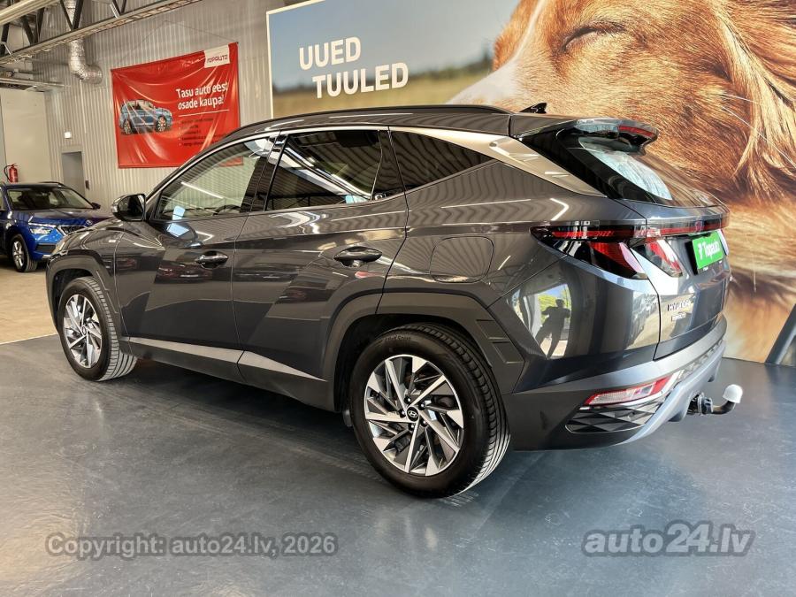 Pelēks Hyundai Tucson 2021 Tallina, ar dzinēja tilpumu 1.60 L un nobraukumu 86 tūkst. km par 21800 €, foto 4 vietnē AUTOMOTO.COM.LV