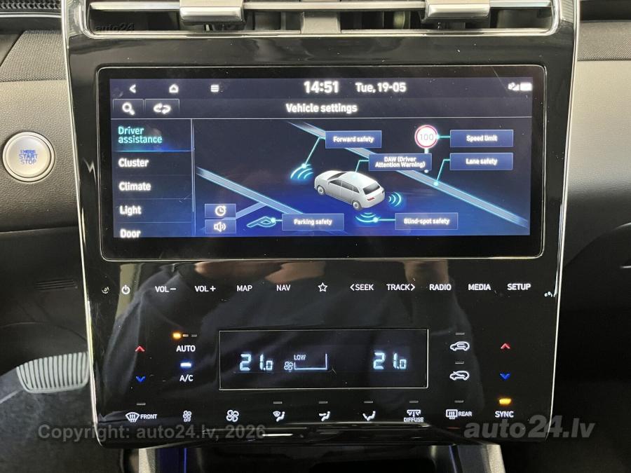 Pelēks Hyundai Tucson 2021 Tallina, ar dzinēja tilpumu 1.60 L un nobraukumu 86 tūkst. km par 21800 €, foto 16 vietnē AUTOMOTO.COM.LV