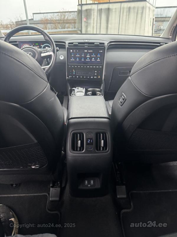 Pelēks Hyundai Tucson 2022 Tallina, ar dzinēja tilpumu 1.60 L un nobraukumu 102 tūkst. km par 26999 €, foto 11 vietnē AUTOMOTO.COM.LV