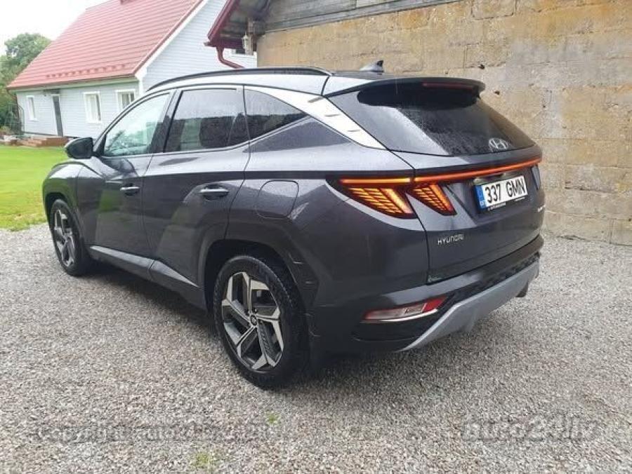 Grey Hyundai Tucson 2024 in Tallinn, with an engine capacity of 1.60 L and mileage of 16 thousand km for 29900 €, photo 1 on AUTOMOTO.COM.LV