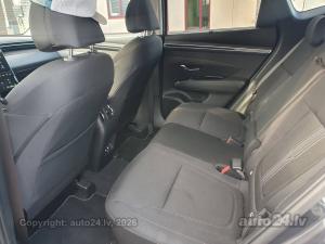 Grey Hyundai Tucson 2024 in Tallinn, with an engine capacity of 1.60 L and mileage of 16 thousand km for 29900 €, photo 11 on AUTOMOTO.COM.LV