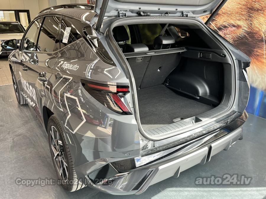 Pelēks Hyundai Tucson 2026 Tallina, ar dzinēja tilpumu 1.60 L un nobraukumu 9 tūkst. km par 46900 €, foto 5 vietnē AUTOMOTO.COM.LV