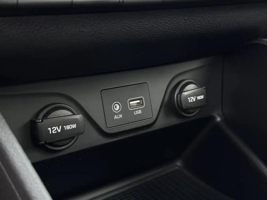 Pelēks Hyundai Tucson 2016 Jūrmala, ar dzinēja tilpumu 2.00 L un nobraukumu 229 tūkst. km par 11990 €, foto 24 vietnē AUTOMOTO.COM.LV