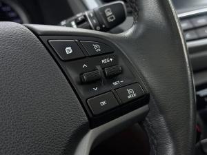 Pelēks Hyundai Tucson 2016 Jūrmala, ar dzinēja tilpumu 2.00 L un nobraukumu 229 tūkst. km par 11990 €, foto 30 vietnē AUTOMOTO.COM.LV