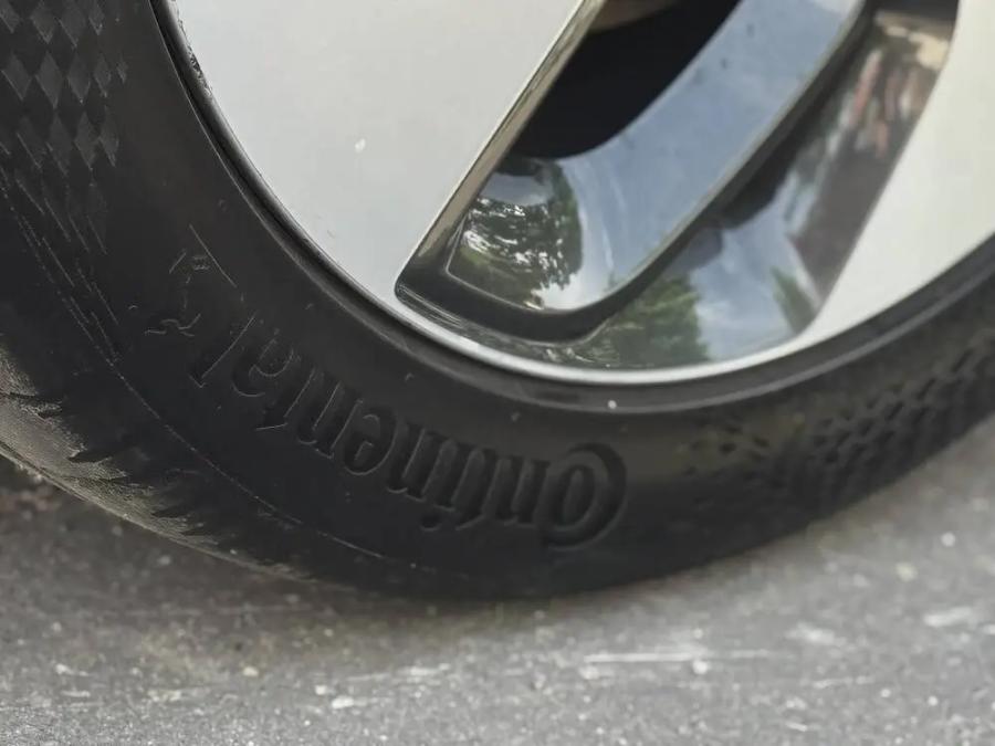 Pelēks Hyundai Tucson 2016 Jūrmala, ar dzinēja tilpumu 2.00 L un nobraukumu 229 tūkst. km par 11990 €, foto 31 vietnē AUTOMOTO.COM.LV