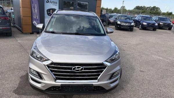 Pelēks Hyundai Tucson 2018 Marijampole, ar dzinēja tilpumu 1.60 L un nobraukumu 230 tūkst. km par 12750 €, foto 8 vietnē AUTOMOTO.COM.LV