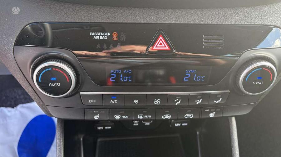 Grey Hyundai Tucson 2018 in Marijampole, with an engine capacity of 1.60 L and mileage of 230 thousand km for 12750 €, photo 24 on AUTOMOTO.COM.LV