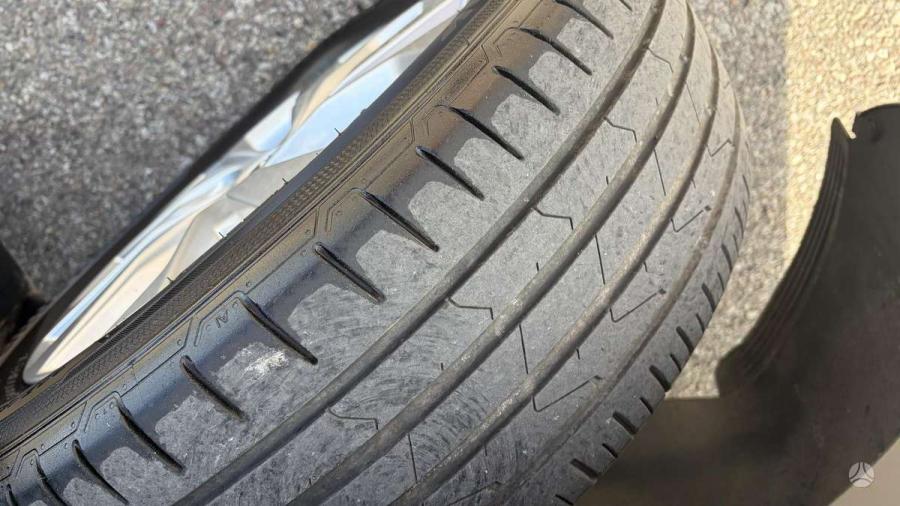 Grey Hyundai Tucson 2018 in Marijampole, with an engine capacity of 1.60 L and mileage of 230 thousand km for 12750 €, photo 34 on AUTOMOTO.COM.LV