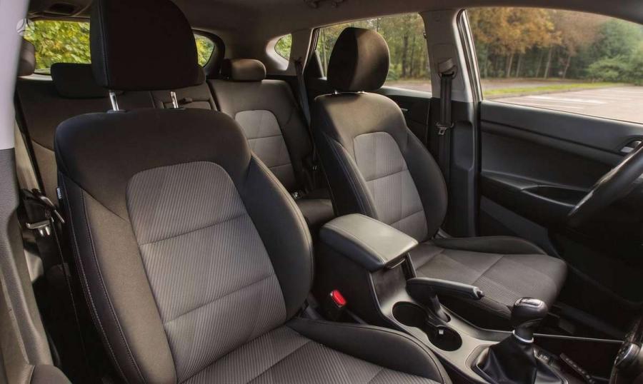 Grey Hyundai Tucson 2020 in Kaunas, with an engine capacity of 1.60 L and mileage of 107 thousand km for 14300 €, photo 9 on AUTOMOTO.COM.LV