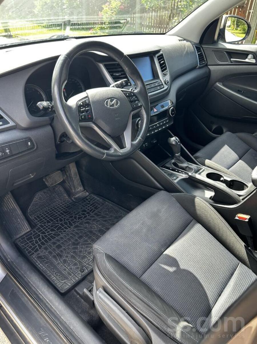 Pelēks Hyundai Tucson 2018 Rīga, ar dzinēja tilpumu 1.60 L un nobraukumu 142 tūkst. km par 14800 €, foto 7 vietnē AUTOMOTO.COM.LV
