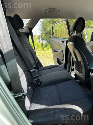 Pelēks Hyundai Tucson 2018 Rīga, ar dzinēja tilpumu 1.60 L un nobraukumu 142 tūkst. km par 14800 €, foto 14 vietnē AUTOMOTO.COM.LV