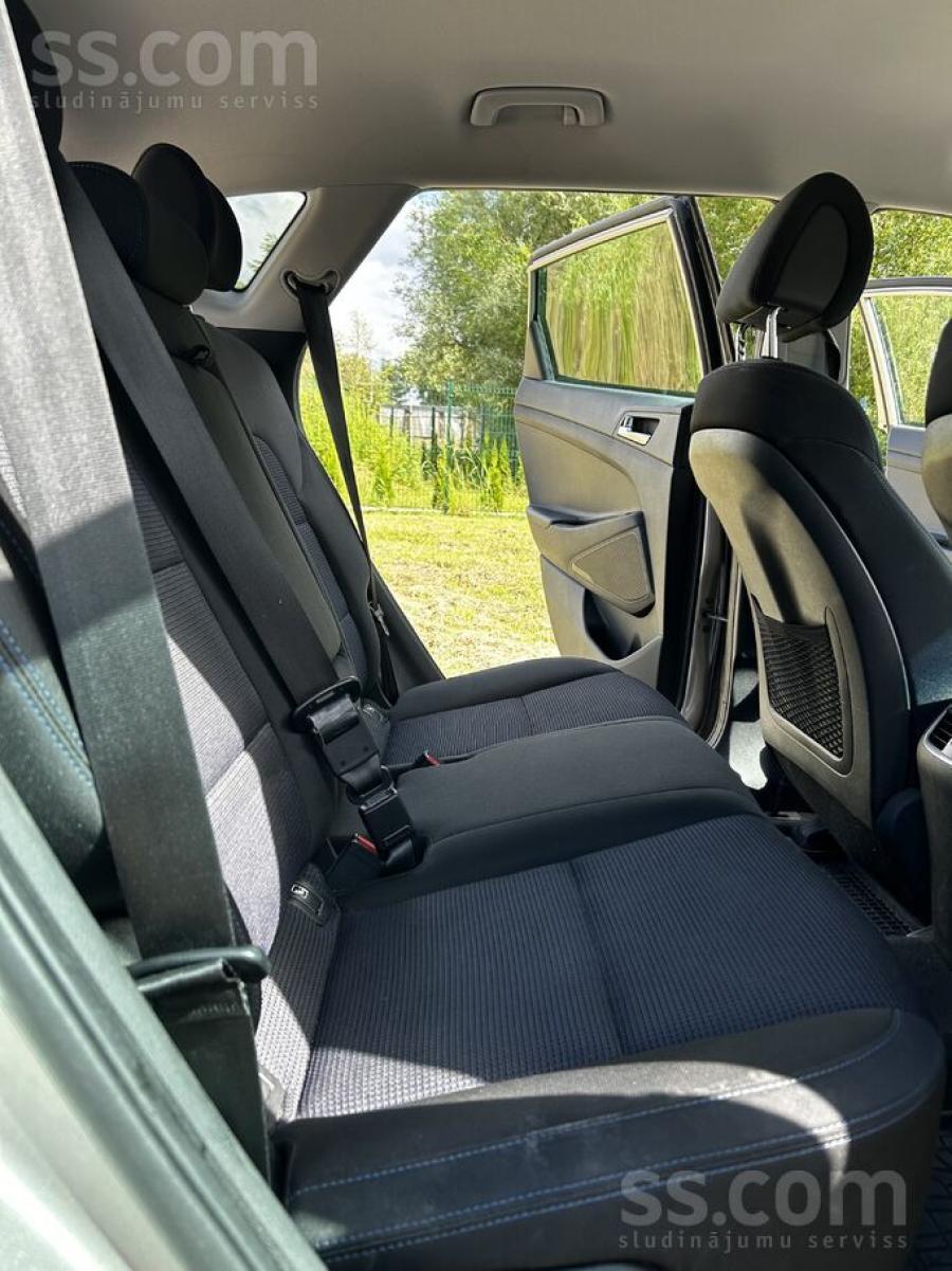 Pelēks Hyundai Tucson 2018 Rīga, ar dzinēja tilpumu 1.60 L un nobraukumu 142 tūkst. km par 14800 €, foto 14 vietnē AUTOMOTO.COM.LV