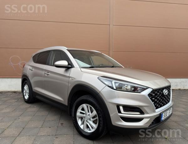 Pelēks Hyundai Tucson 2019 Tallina, ar dzinēja tilpumu 1.60 L un nobraukumu 151 tūkst. km par 11990 €, foto 1 vietnē AUTOMOTO.COM.LV
