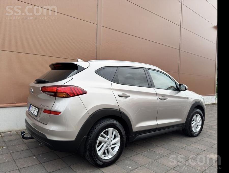 Pelēks Hyundai Tucson 2019 Tallina, ar dzinēja tilpumu 1.60 L un nobraukumu 151 tūkst. km par 11990 €, foto 6 vietnē AUTOMOTO.COM.LV