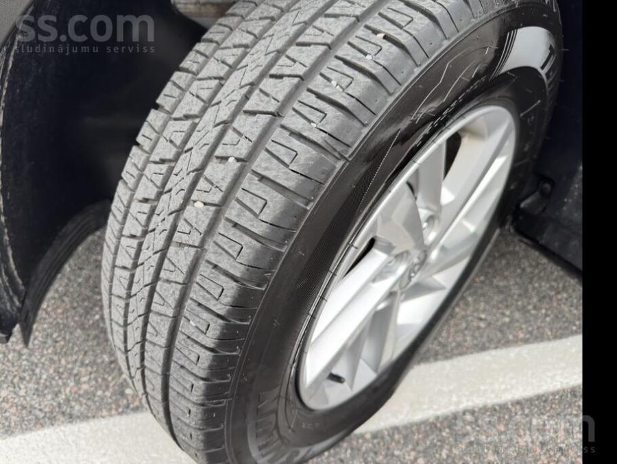 Pelēks Hyundai Tucson 2019 Tallina, ar dzinēja tilpumu 1.60 L un nobraukumu 151 tūkst. km par 11990 €, foto 16 vietnē AUTOMOTO.COM.LV