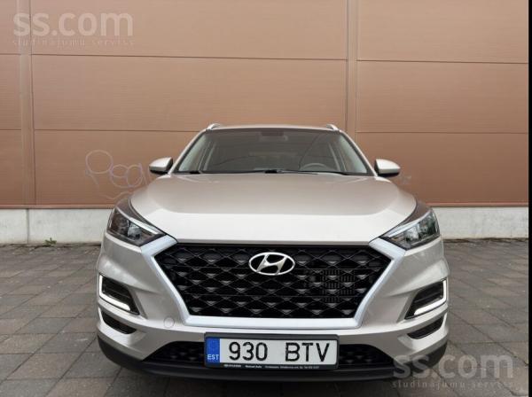 Grey Hyundai Tucson 2019 in Tallinn, with an engine capacity of 1.60 L and mileage of 151 thousand km for 11990 €, photo 2 on AUTOMOTO.COM.LV