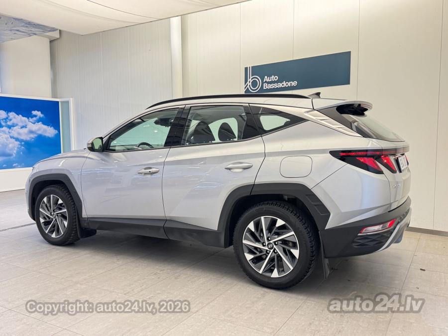 Grey Hyundai Tucson 2022 in Tallinn, with an engine capacity of 1.60 L and mileage of 71 thousand km for 18900 €, photo 5 on AUTOMOTO.COM.LV