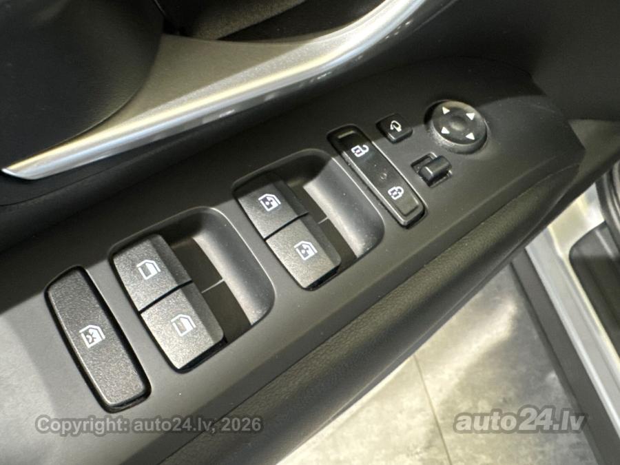 Grey Hyundai Tucson 2022 in Tallinn, with an engine capacity of 1.60 L and mileage of 71 thousand km for 18900 €, photo 10 on AUTOMOTO.COM.LV