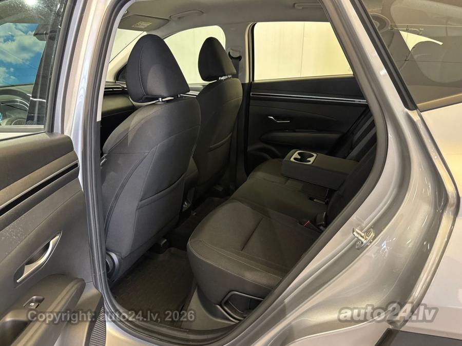 Grey Hyundai Tucson 2022 in Tallinn, with an engine capacity of 1.60 L and mileage of 71 thousand km for 18900 €, photo 20 on AUTOMOTO.COM.LV