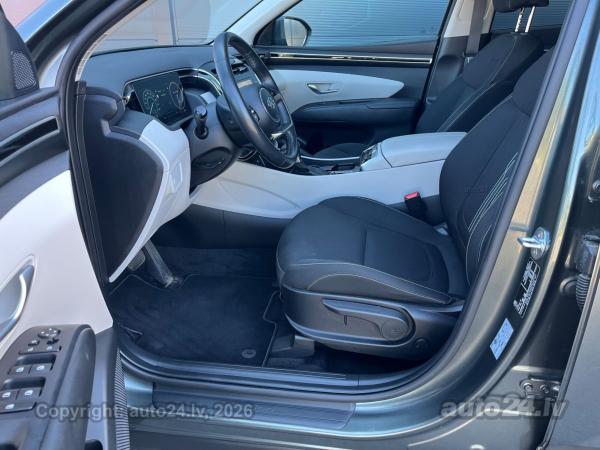 Pelēks Hyundai Tucson 2023 Kuresāre, ar dzinēja tilpumu 1.60 L un nobraukumu 34 tūkst. km par 27990 €, foto 8 vietnē AUTOMOTO.COM.LV
