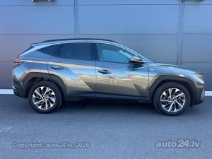 Pelēks Hyundai Tucson 2023 Kuresāre, ar dzinēja tilpumu 1.60 L un nobraukumu 35 tūkst. km par 26990 €, foto 8 vietnē AUTOMOTO.COM.LV