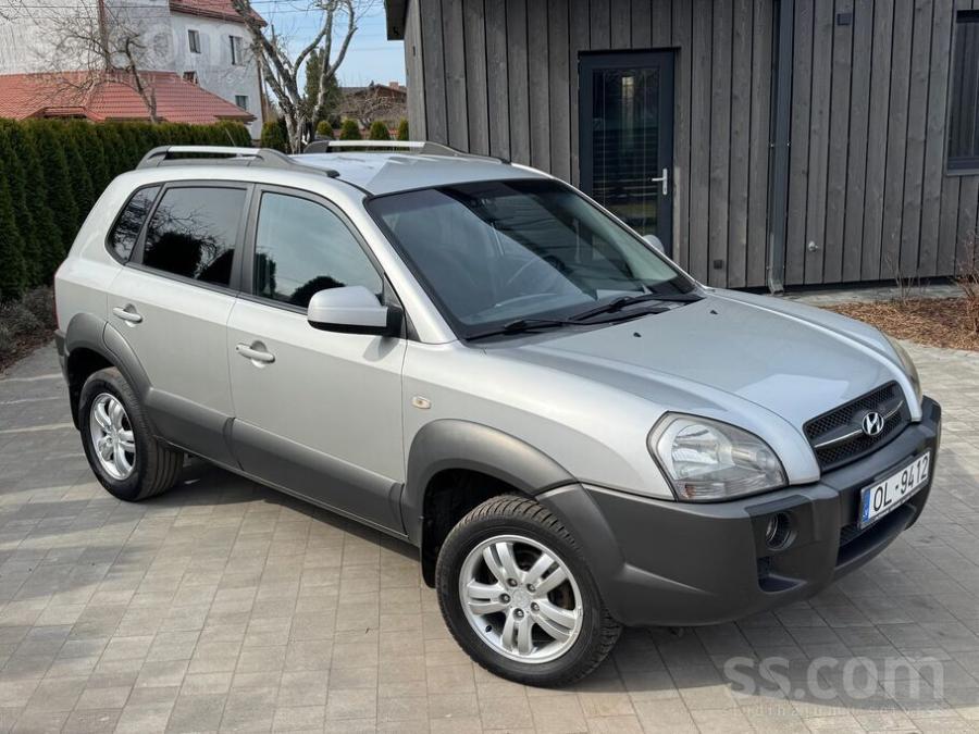 Hyundai Tucson 2008 Rīga, ar dzinēja tilpumu 2.00 L un nobraukumu 259 tūkst. km par 4200 €, foto 1 vietnē AUTOMOTO.COM.LV